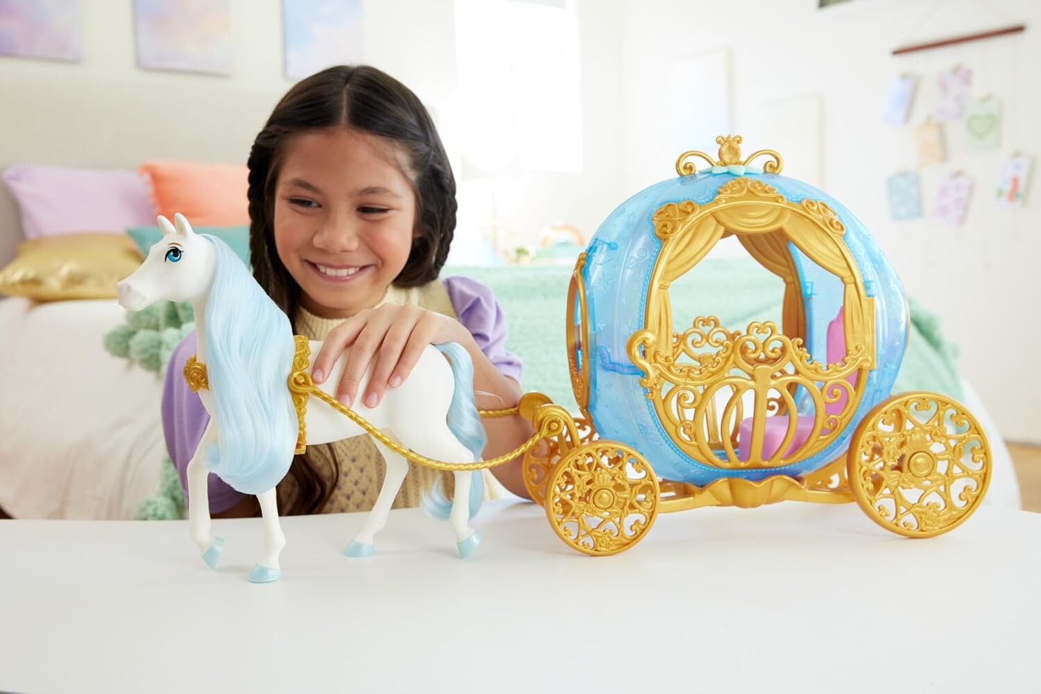 Disney Princesses : Le carrosse de Cendrillon et son cheval blanc ...